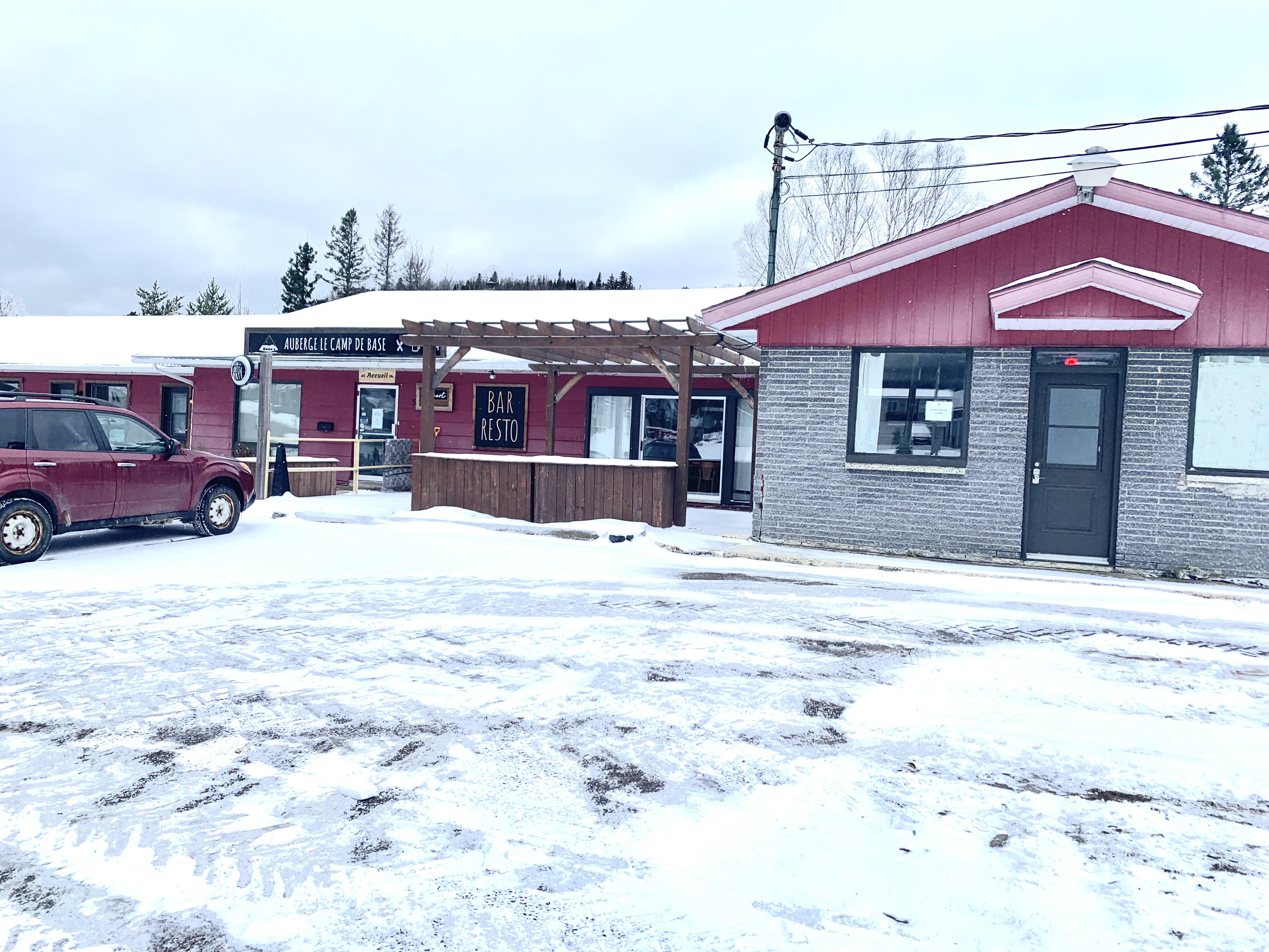 L'Auberge Camp de Base: A True Hub of Village Life - Guide GQ